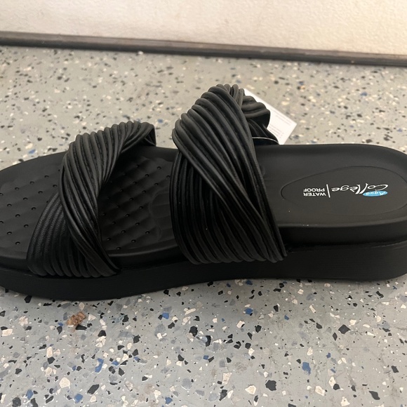 Aqua | Shoes | New Aqua College Womens Clarissa Waterproof Slide ...